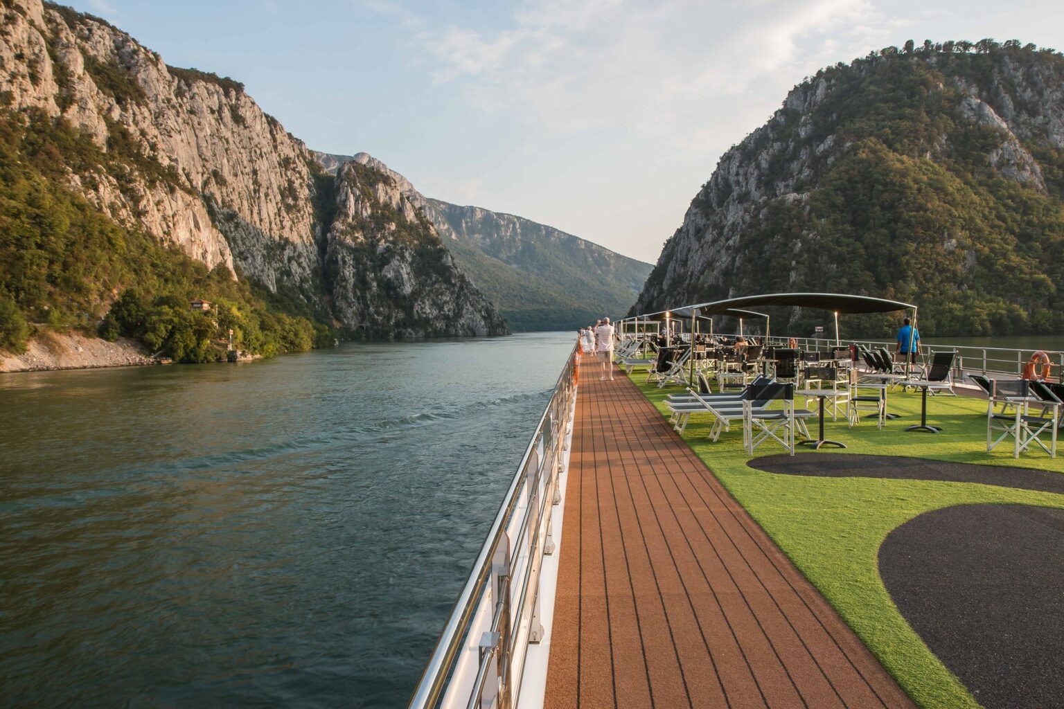 River Cruise Lines Everyone Is Raving About RIGHT NOW