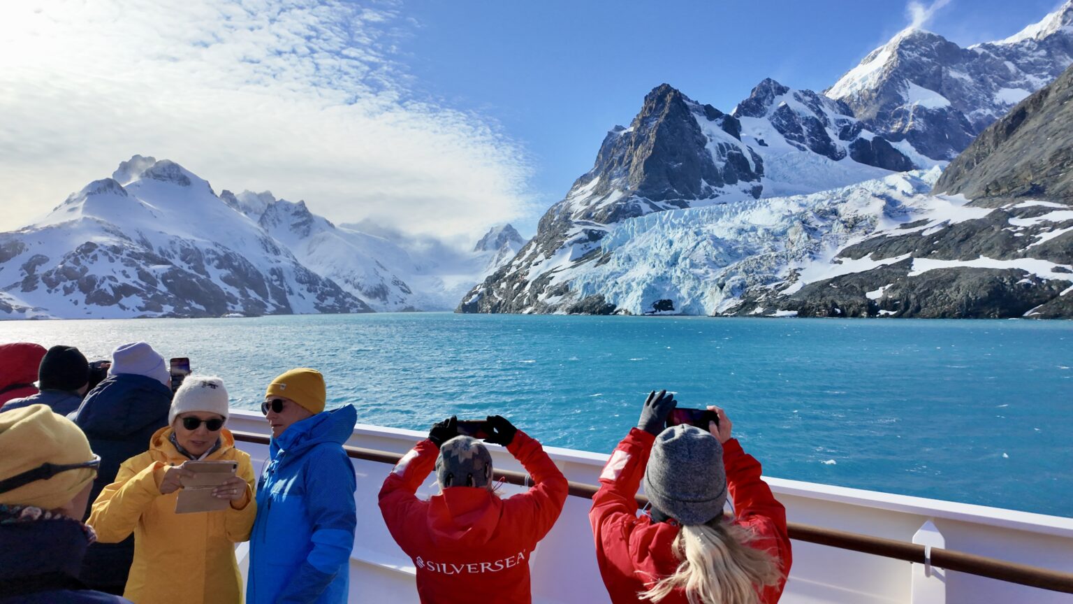 How To Cruise To Antarctica On A Budget! - Tips For Travellers